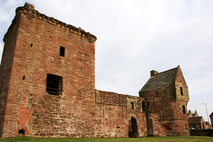Burleigh Castle | Castle in Orwell, Kinross-shire | Stravaiging around ...