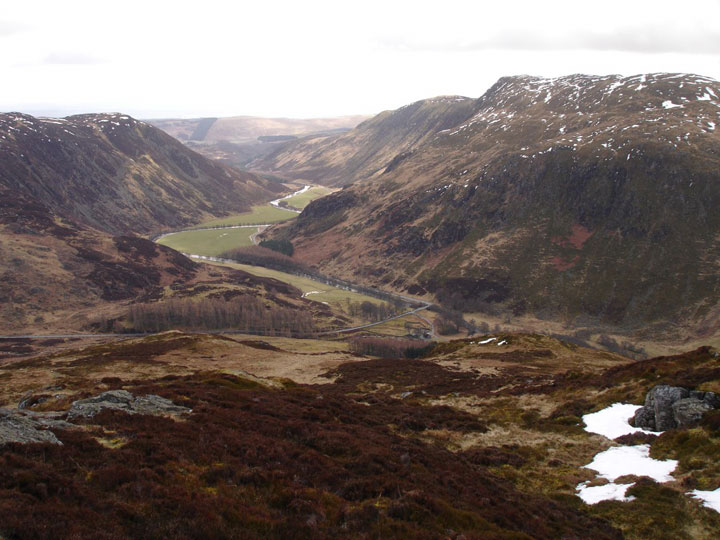 A circuit above Glen Almond | Stravaiging around Scotland